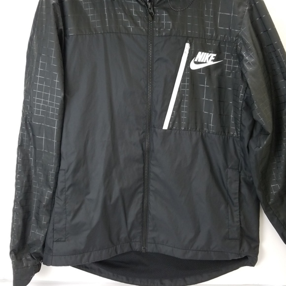 Nike | Jackets & Coats | Nike Mens Windbreaker Jacket | Poshmark